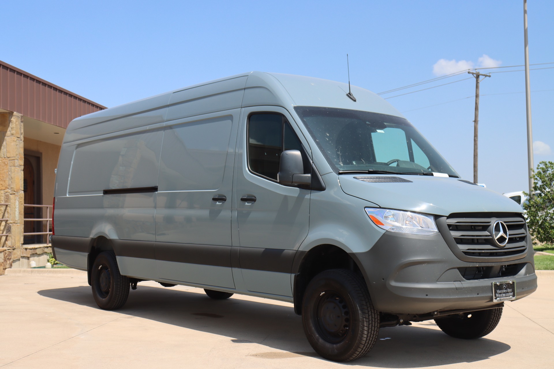 New 2022 Mercedes-Benz 170 EXT Sprinter Family Day Lounge FD8 3500XD ...