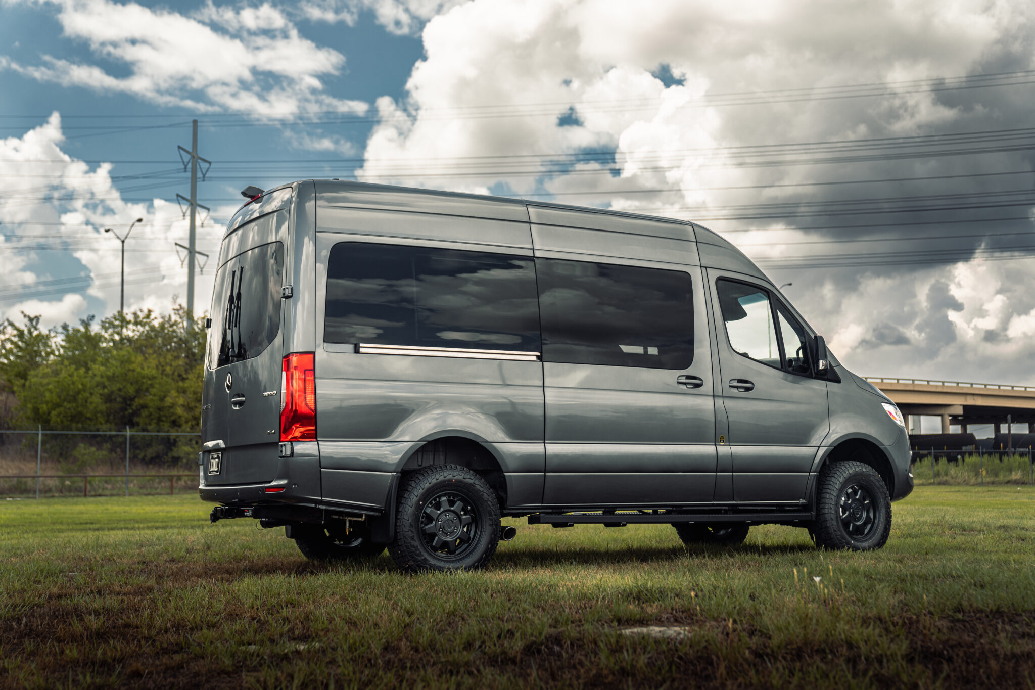 144 Day Lounge - Iconic Sprinters | Fort Worth, TX